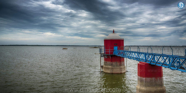 திருவள்ளூர் மாவட்டத்தில் பெய்து வரும் கன மழையால் சென்னை மக்களுக்கு ...